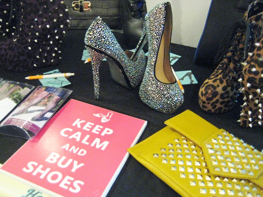 JRochelle Designs: You'd Better Work!