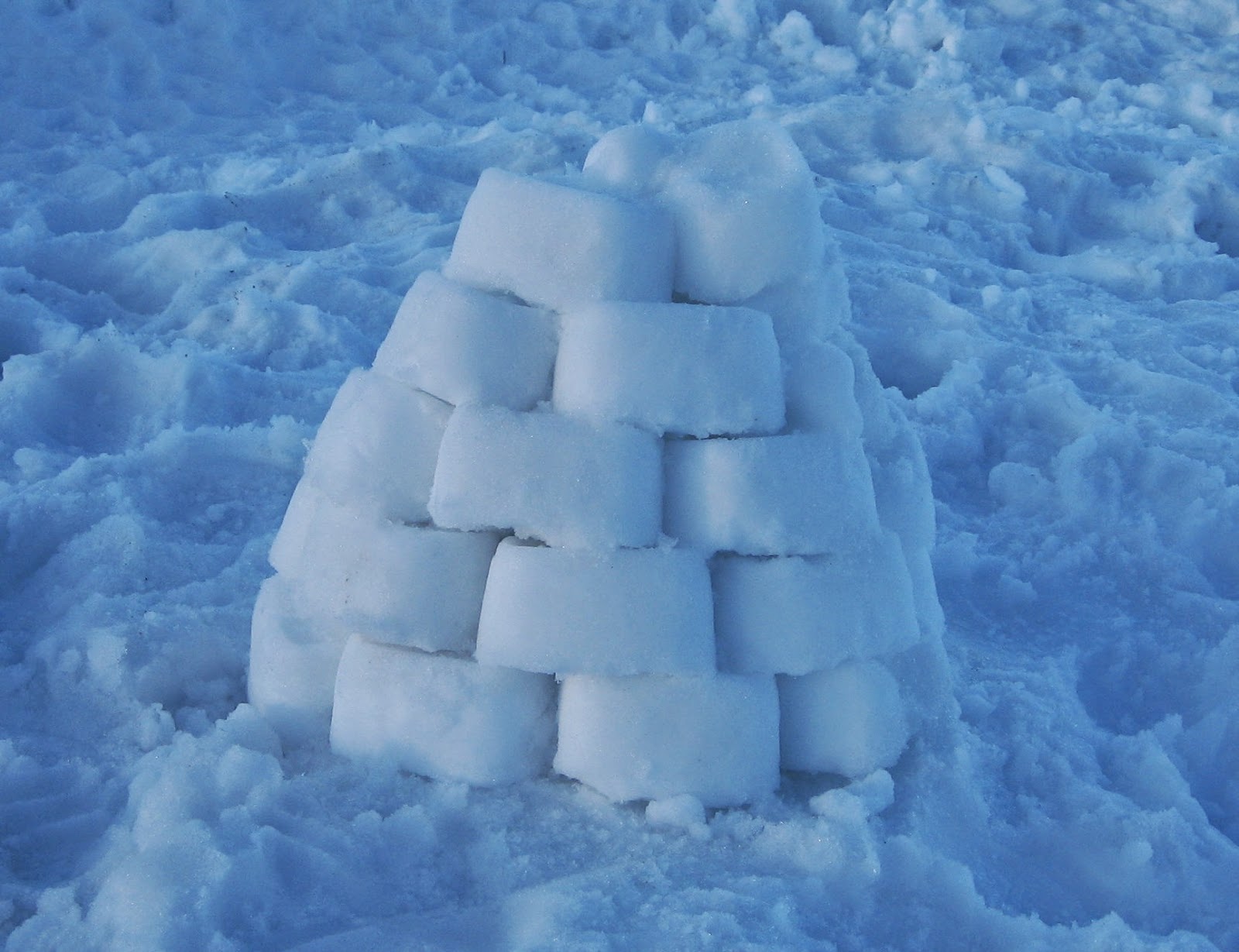 Almost Unschoolers: Snow Block Construction - One More Igloo