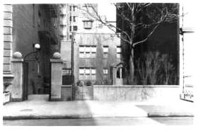 Daytonian in Manhattan: An Improbable Survivor -- No. 11 East 11th St.