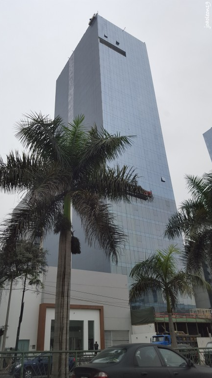 Edificios del Perú: diciembre 2015