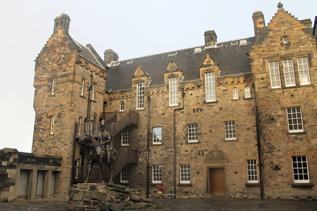 Edinburgh II: Castle and Leith, UK - SUGAR LANE