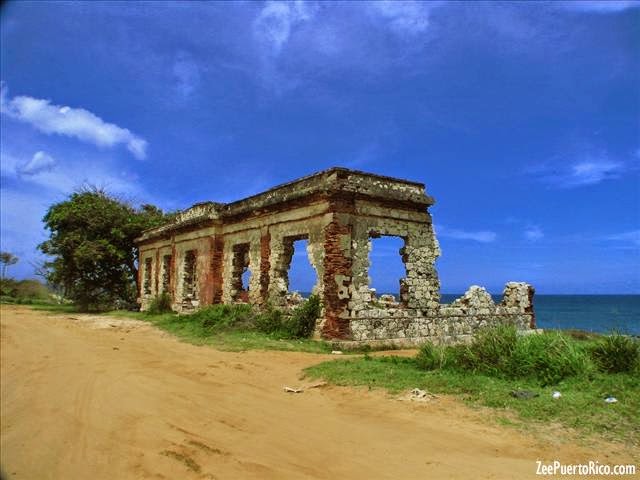 Puerto Rico, Isla Bella !!!: Ruinas Base Ramey {Aguadilla}