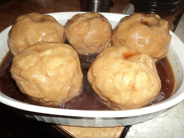 I would still plant my apple tree: Apple Dumplings and Caramel Apples