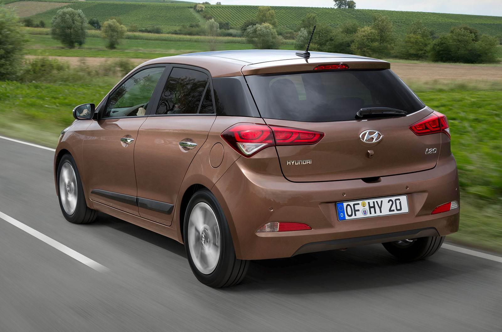 Novo Hyundai i20 2015: fotos do interior e mais detalhes