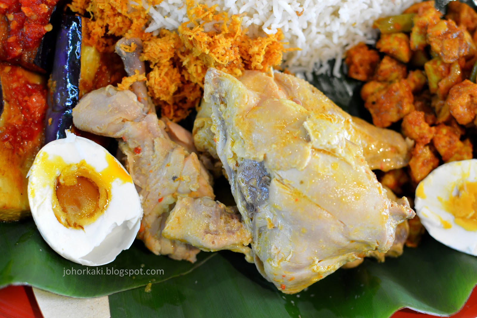 Nasi Ambeng in Singapore at Bedok Enak Stall |Tony Johor Kaki Travels ...
