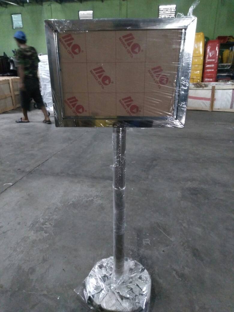 Jual Tiang Display Standing Signage Poster Papan Informasi - Prima ...