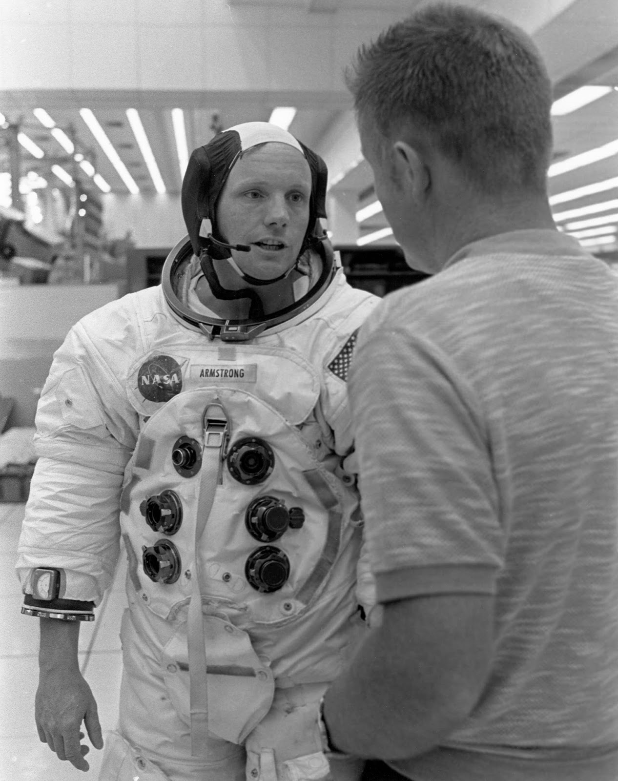 Apollo 11 Timeline: 1969/07/10: Neil Armstrong con l'astronauta Don L ...