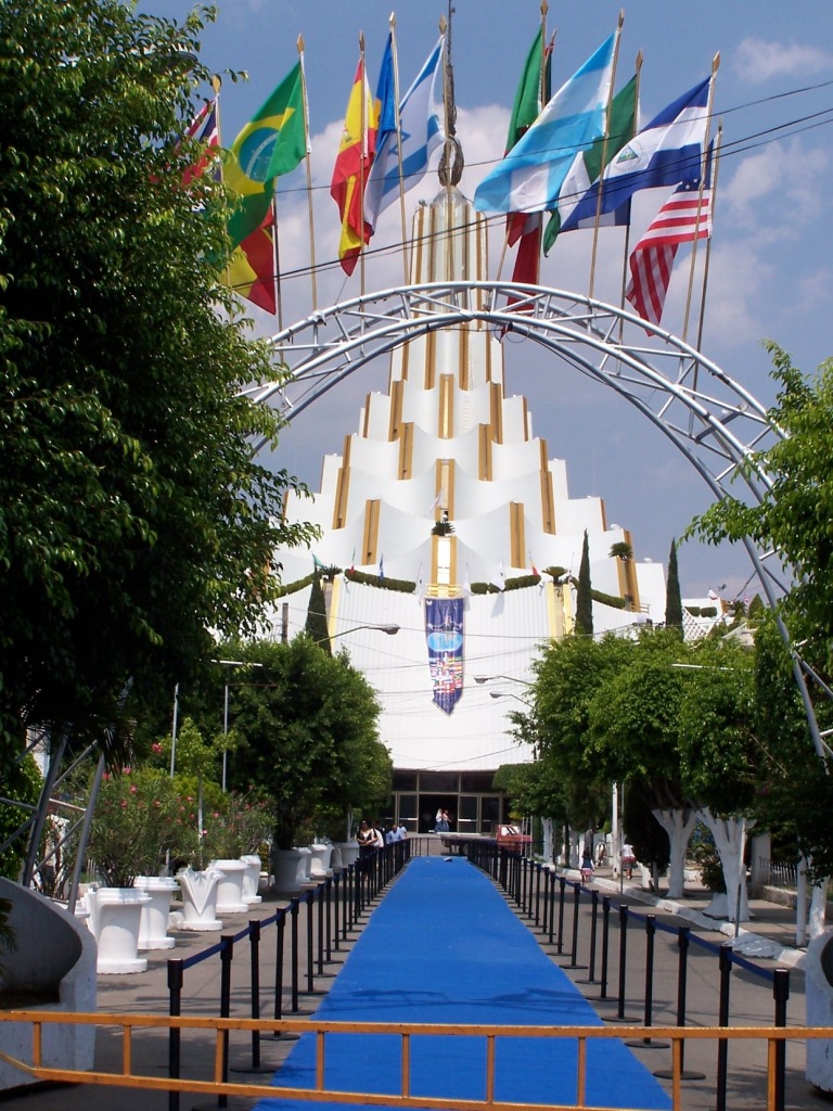 México a través de la mirada de una cubana: La Luz del Mundo