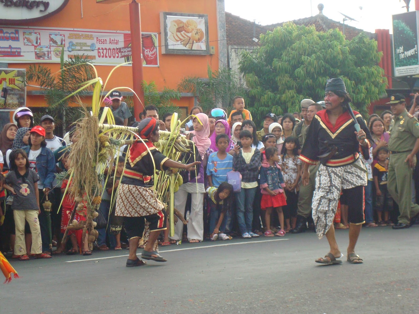 EDY SUSWANTO BUDAYA BANYUMAS: BEBERAPA KESENIAN LANGKA DAN HAMPIR PUNAH ...