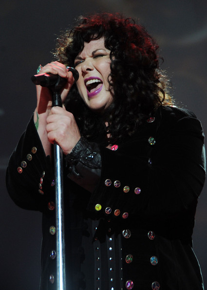 ~MUSIC IS WHAT FEELINGS SOUND LIKE~: 06/19/12