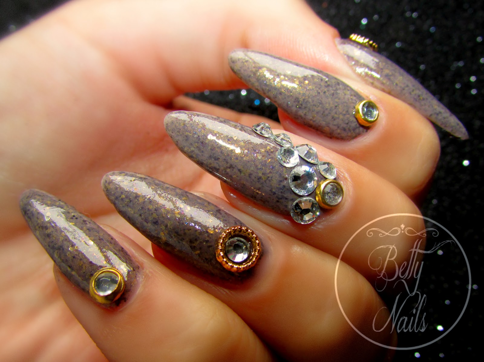 Betty Nails: November 2014