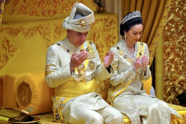 WARISAN RAJA & PERMAISURI MELAYU: Istiadat Tabal Adat Sultan Perak.