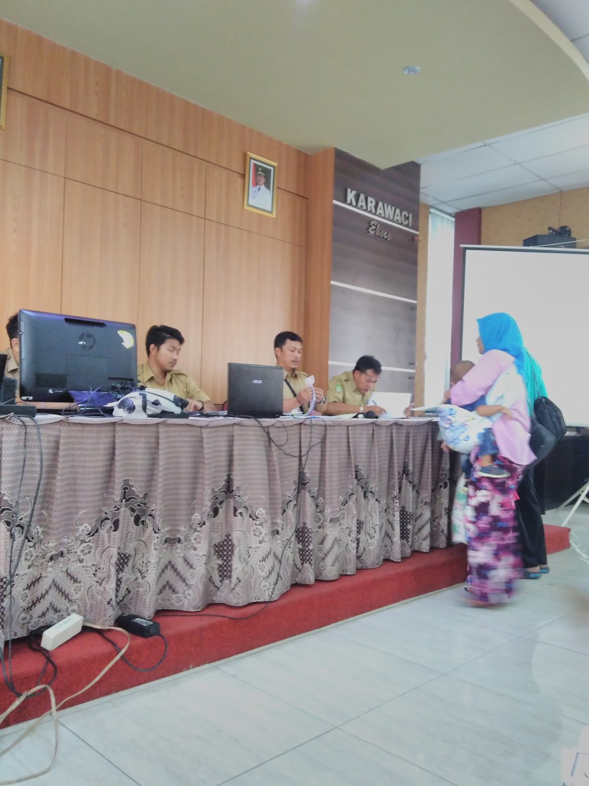 Pengalaman Membuat Akte Kelahiran di Pelayanan Akte Keliling Tangerang Pengalaman Membuat Akte Kelahiran di Pelayanan Akte Keliling Tangerang