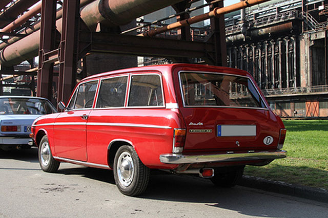 LES MARQUES DE VOITURES: Audi Super 90 (Audi F103)