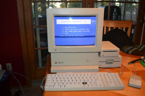 Retro Treasures: A lovely Apple II GS