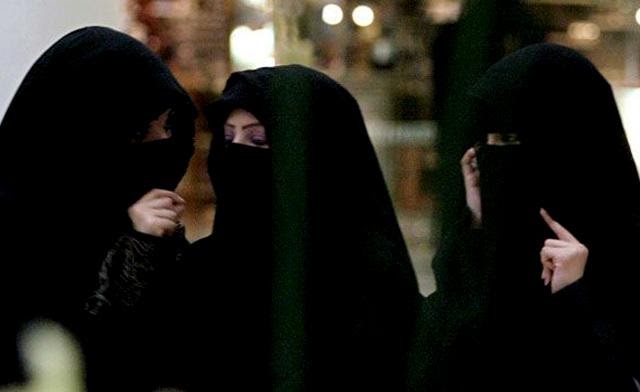 Confessions Of A Closet Republican Muslim Girls Gone Wild In Kuwait 3 Women Arrested For Being