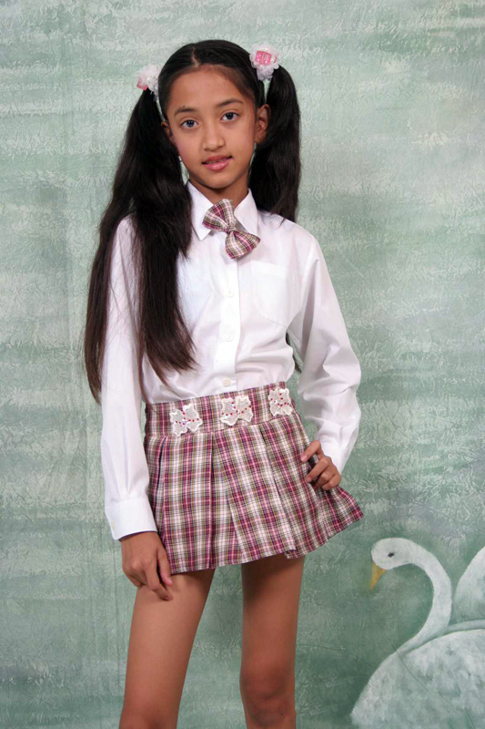 The 1001 Girls Valensiyas