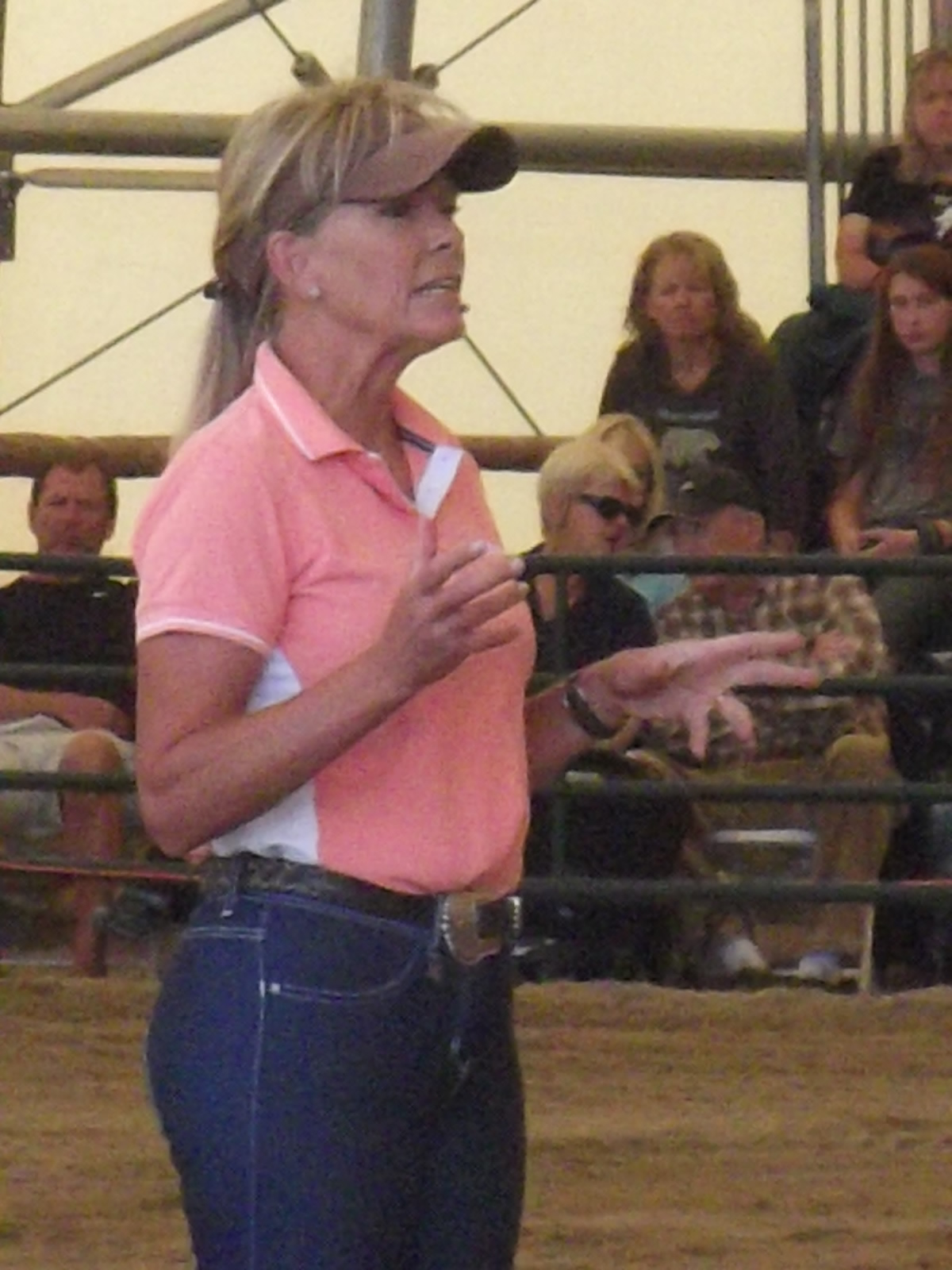 HOOFPRINTS OF KASPIN: Parelli Summit Day 1!