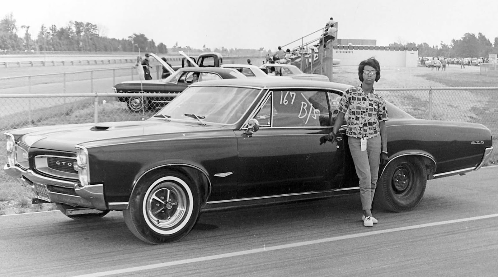 Just A Car Guy: women drag racers, mid to late 60s