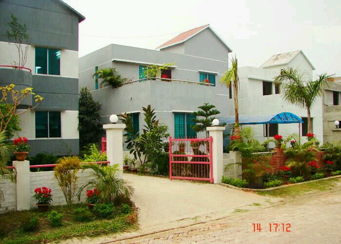 Pink City: Bangladeshi Duplex House Project