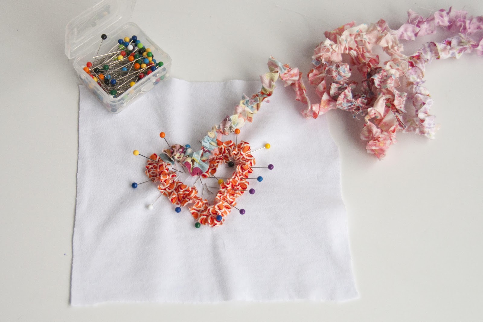 Aesthetic Nest: Sewing: Ruffled Rag Applique (Tutorial)