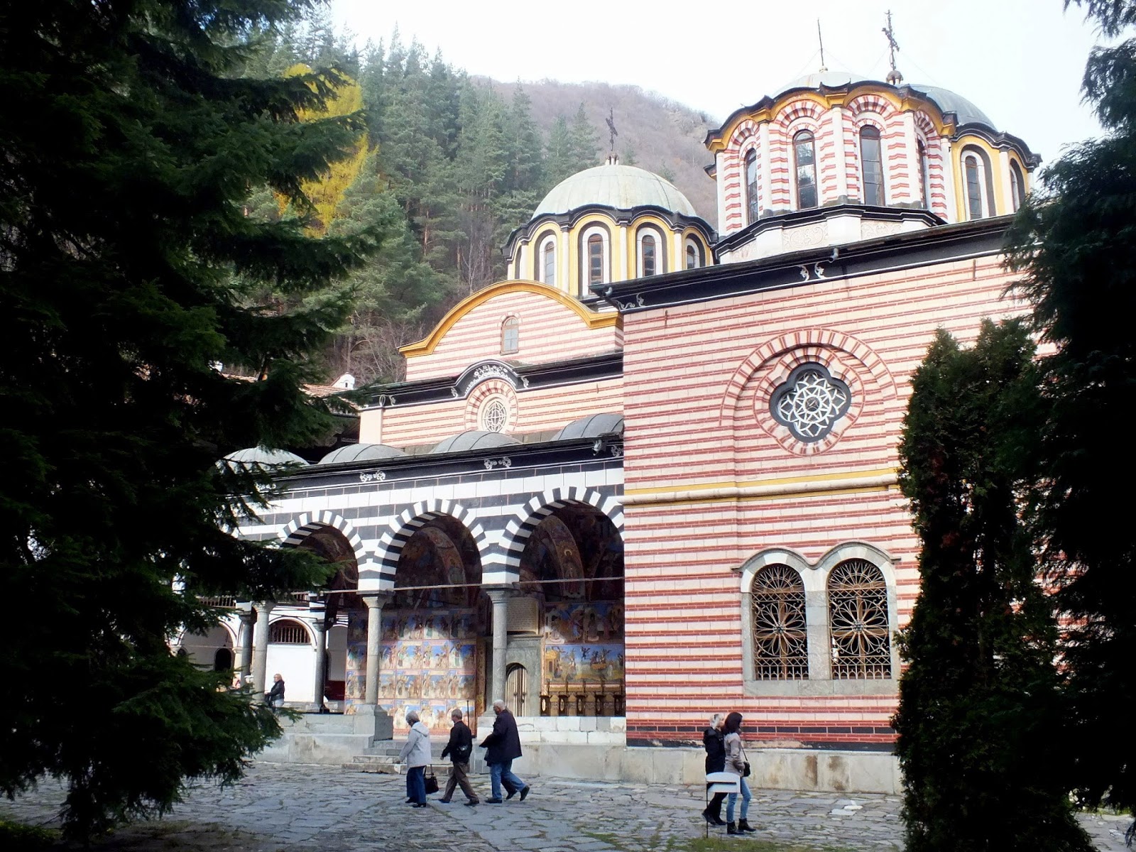 El Monasterio de Rila, una visita imprescindible en Bulgaria