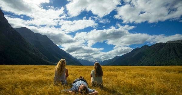 Man Quits Job To Travel The World