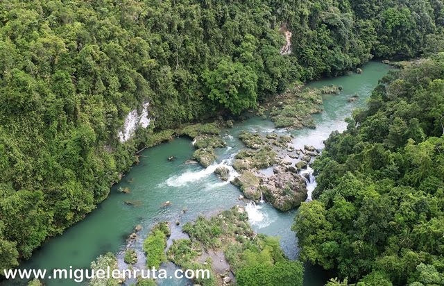 Zip Line en el Río Loboc, Bohol (Filipinas)