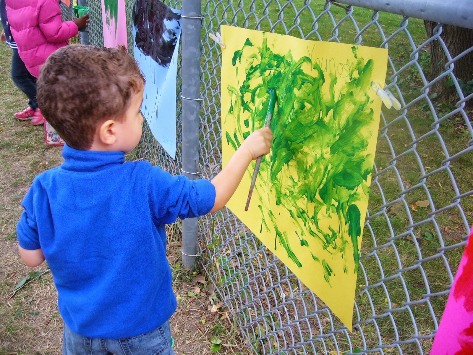 Roywood Kindergarten: Art in the Park!