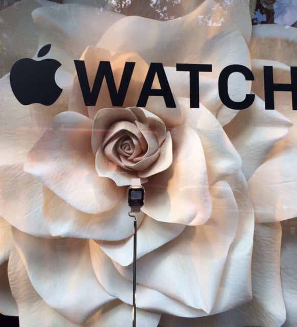 Claudia Fabian - global glamazon on fashion, and exclusive events ...