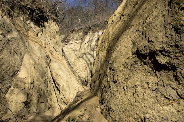 Történetek képekkel: Morgó-gödör