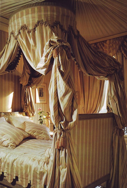 Eye For Design: Tented Ceilings......Add Some Drama To Your Interiors