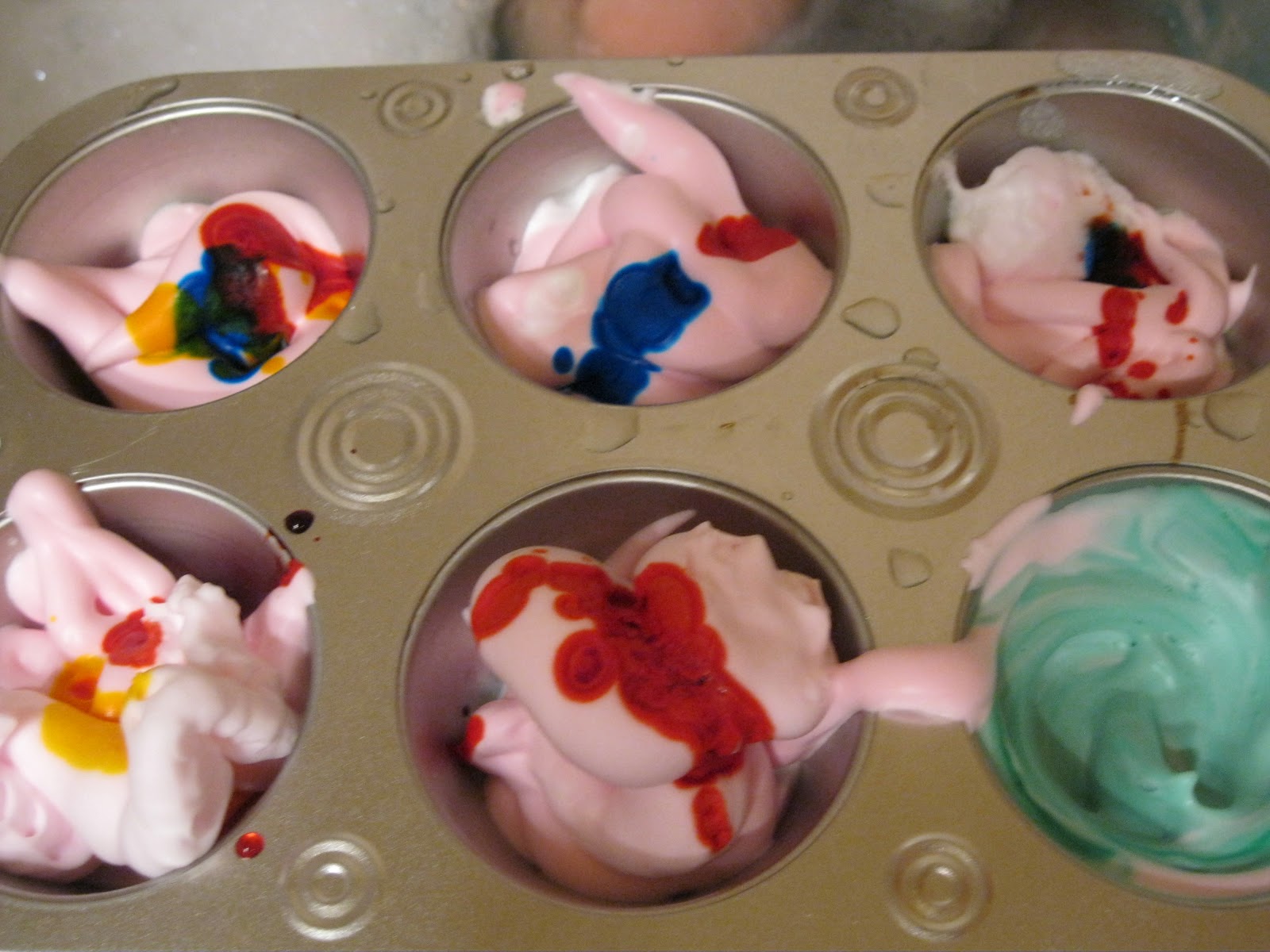 momma-s-fun-world-make-your-own-bath-paint-with-mr-bubbles-bath-foam