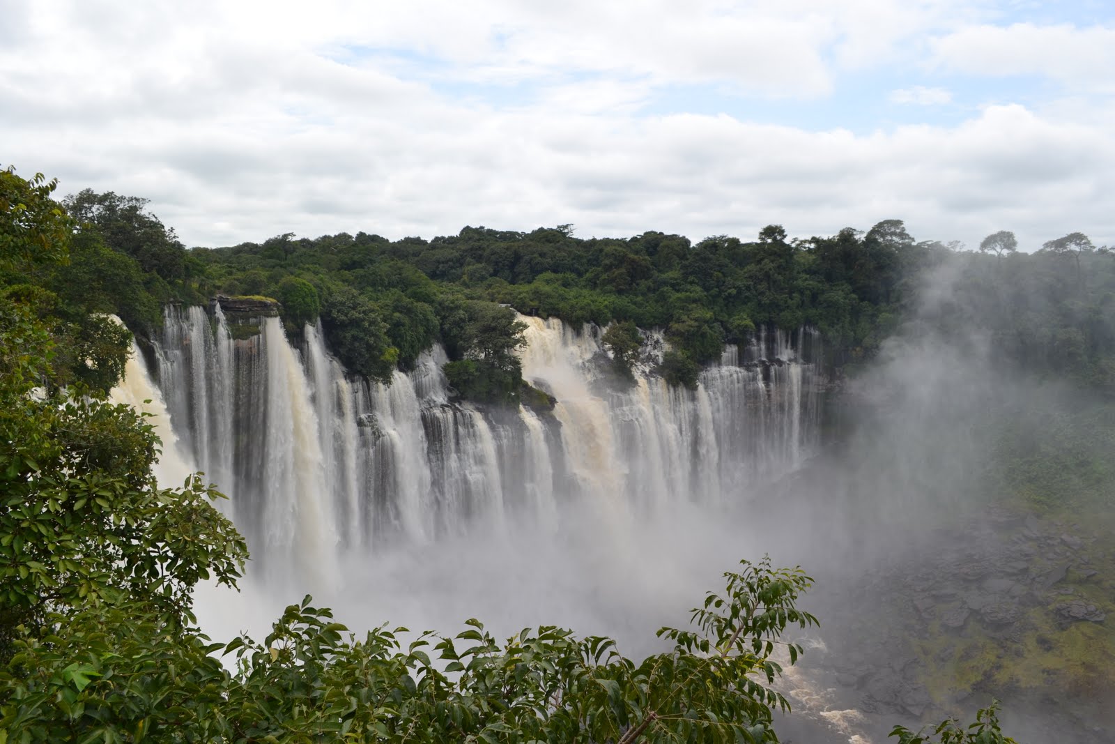 Second Star to the Right: Kalandula Falls - Le Cascate di Kalandula