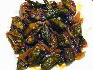 BEST FOOD RECIPES IN SRI LANKA: Brinjal and Dry Fish Pahi