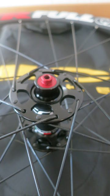 Per Kumlin's Mountainbike blogg: Miche SWR Full Carbon Cross DX tubhjul ...