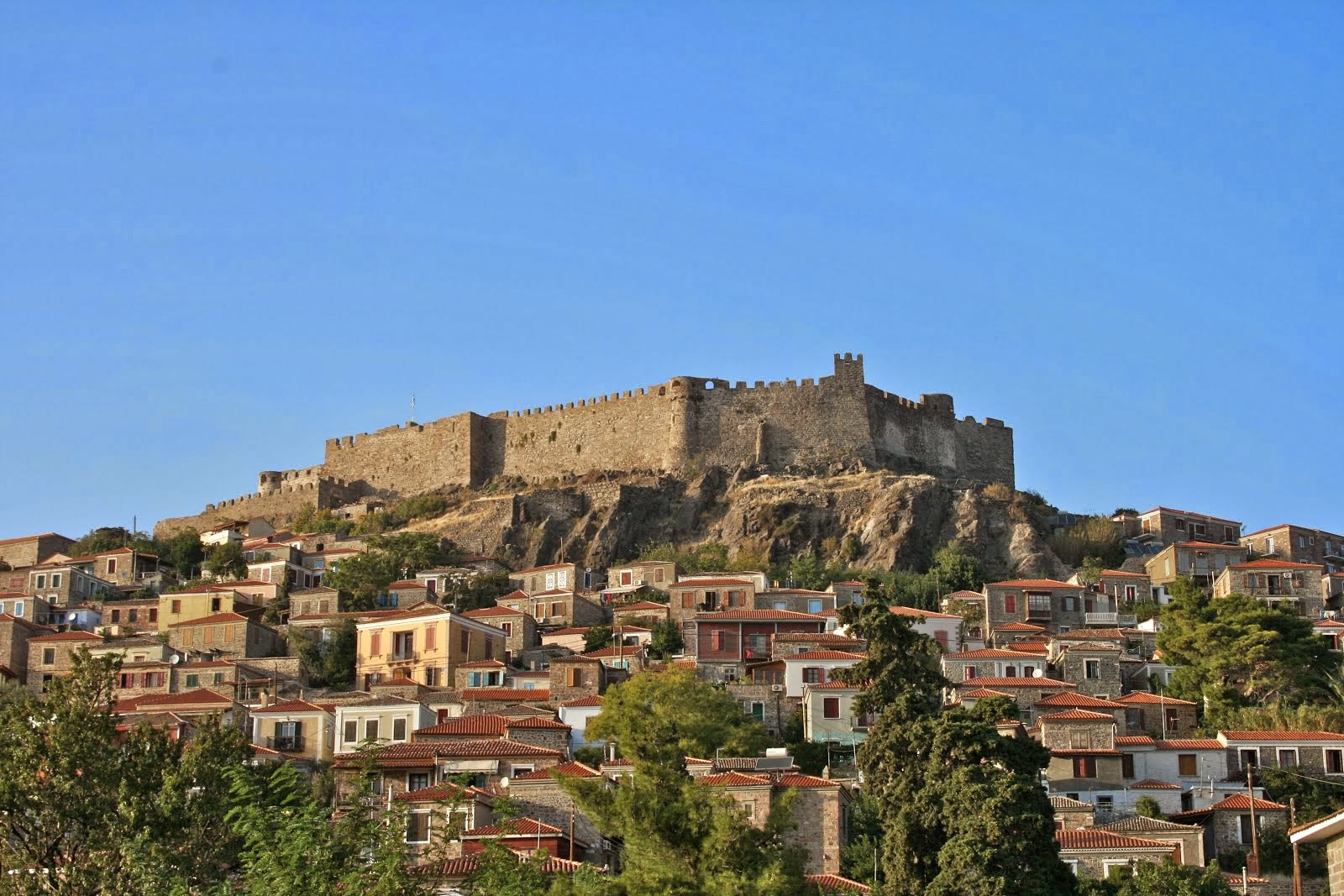ΜΙΑ ΕΠΙΣΚΕΨΗ ΣΤΟ ΜΑΓΕΥΤΙΚΟ ΝΗΣΙ ΜΑΣ
