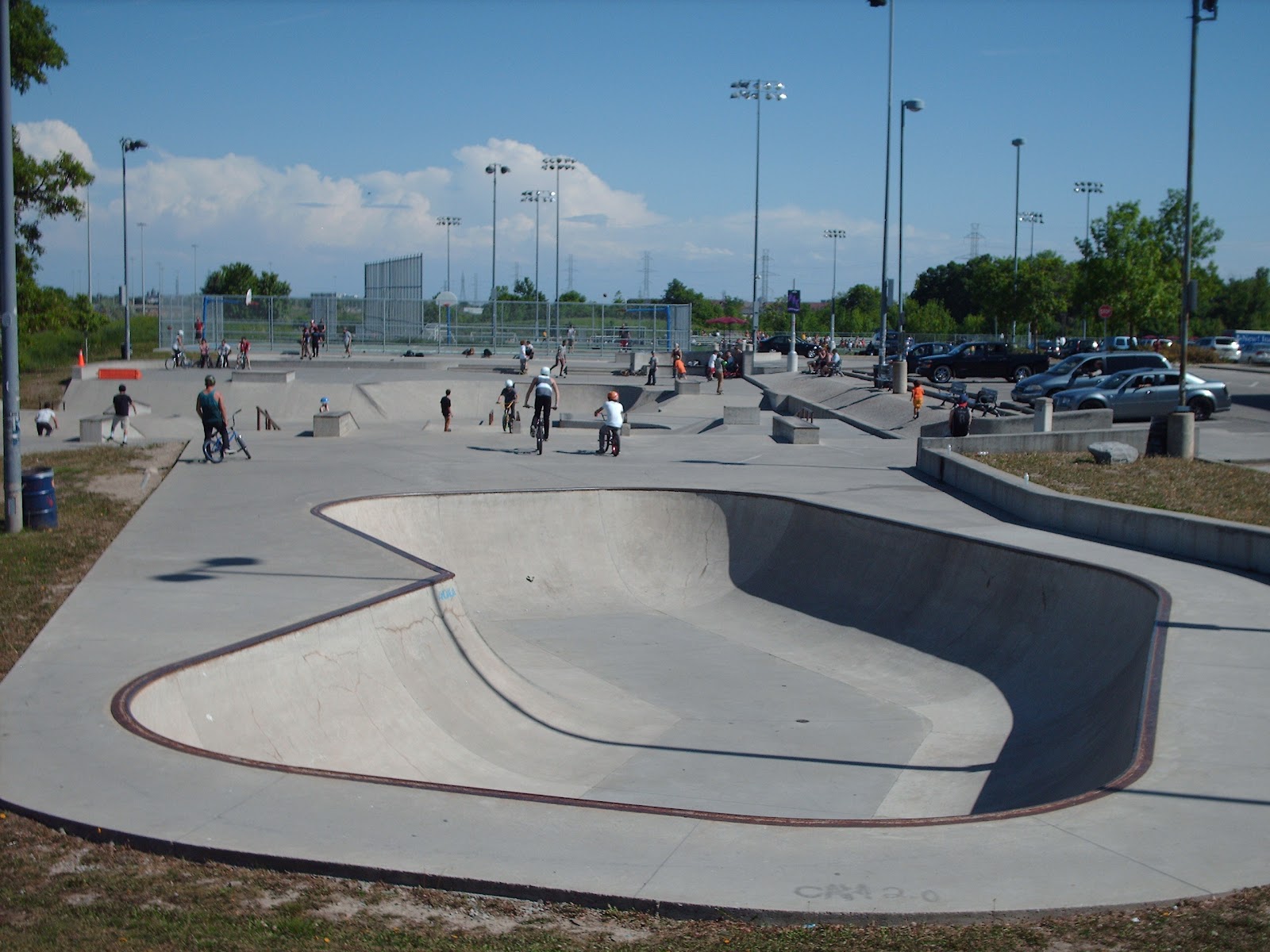 Mississauga Skatepark (Iceland Arena Sports Complex) - Chase March ...