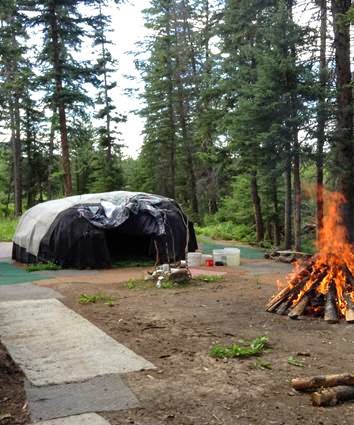 Doctors sweat to discover traditions of the first nations - Jan Klimas ...