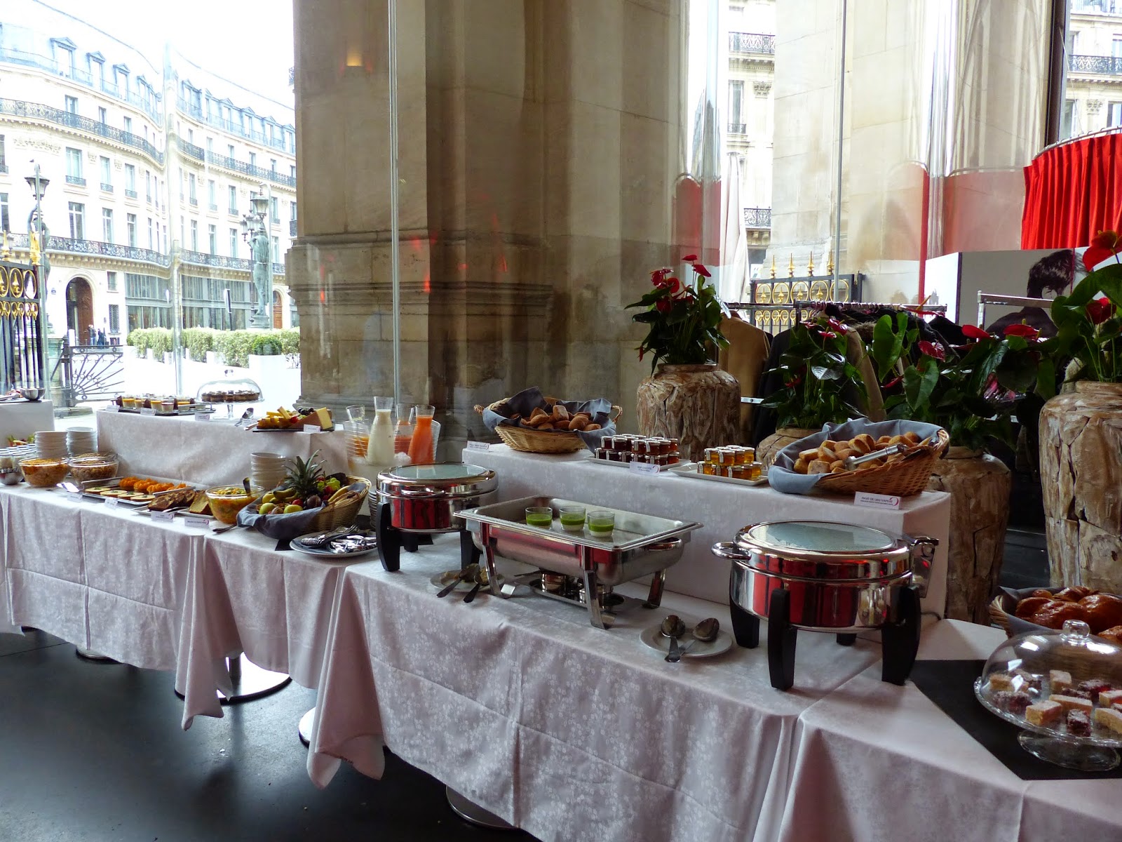 Le Brunch de l'Opéra Restaurant - DAME SKARLETTE