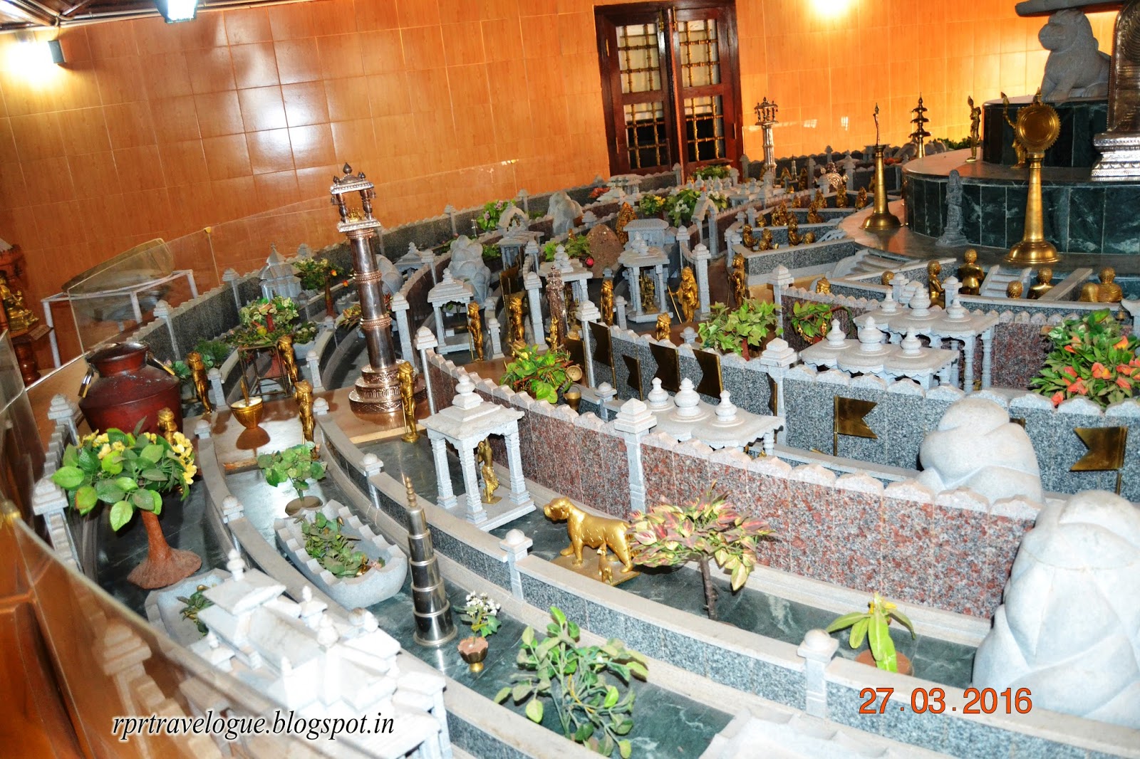 AHIMSAI YATRAI: SAMAVASARAN - சமவசரணம்.