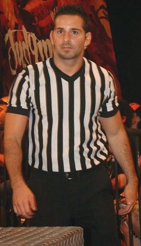 Beefcakes of Wrestling: Last -Minute Halloween Costume Ideas