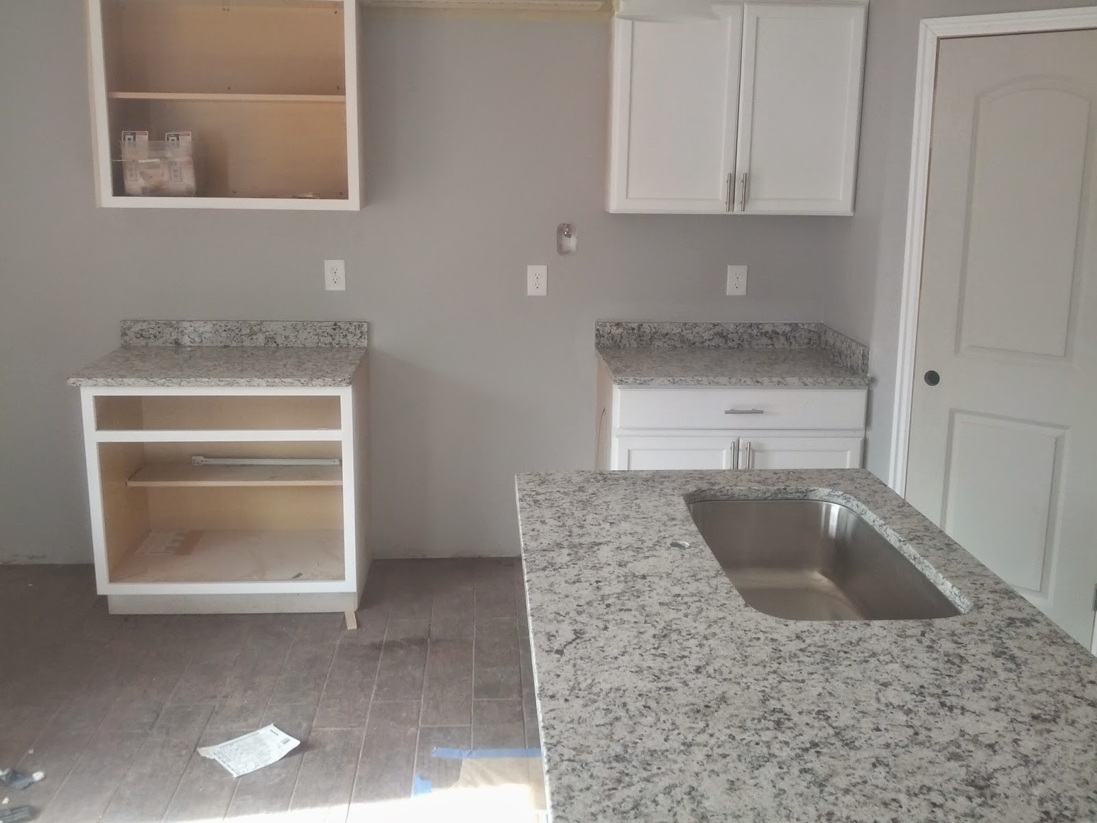 Slab granite countertops: Dallas white granite
