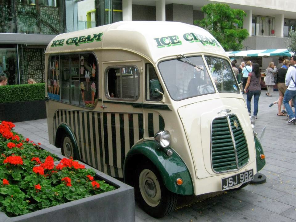 My 1928 Chevrolet: Little Bit of England (Classic cars & vans that is )
