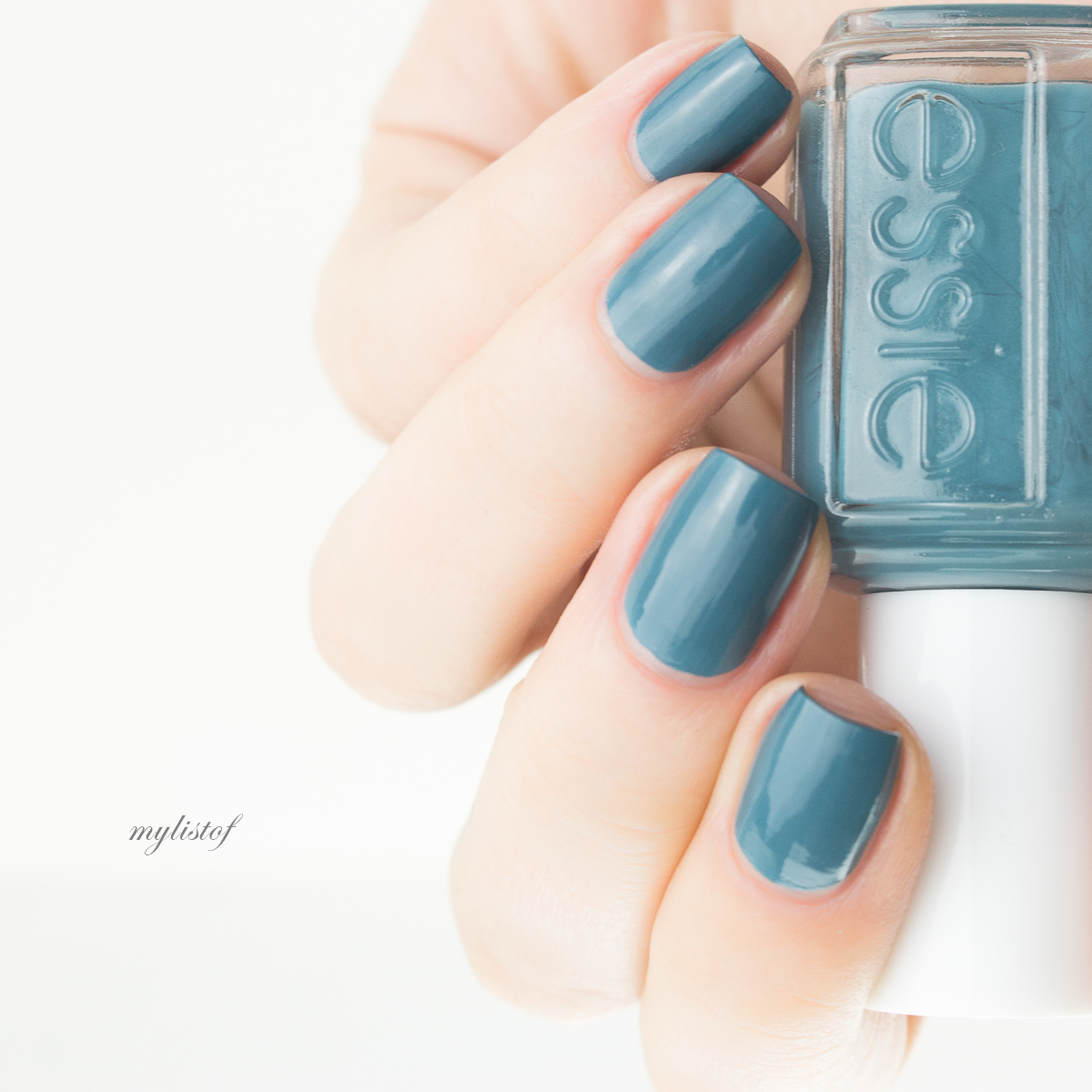 My List Of ....: Essie Pool Side Service