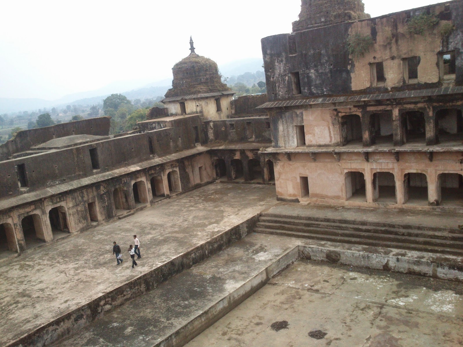 Mandla Ramnagar moti mahal (m.p.) india pics | मंडला रामनगर मोती महल