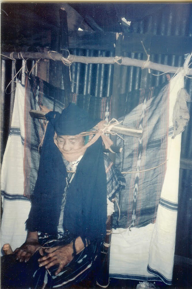 Baguio-Sagada-Cordillera Travels: Sangadil: Faded Igorot's Tradition