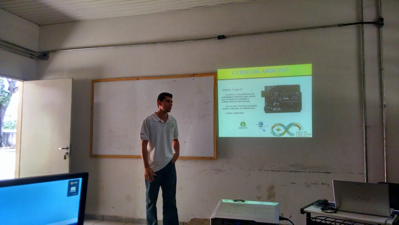 Tecnoinfo Jales Aula Prática Curso De Arduino