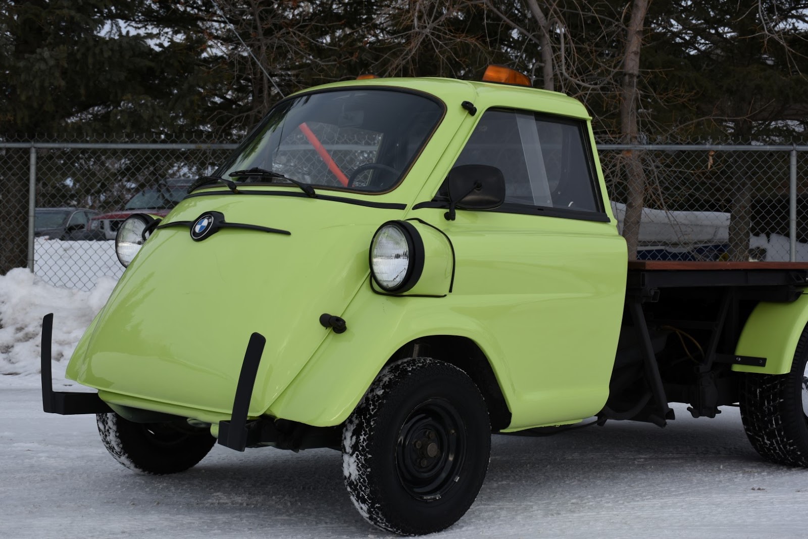 BMW Isetta Is The Pickup You Never Knew You Wanted - car news