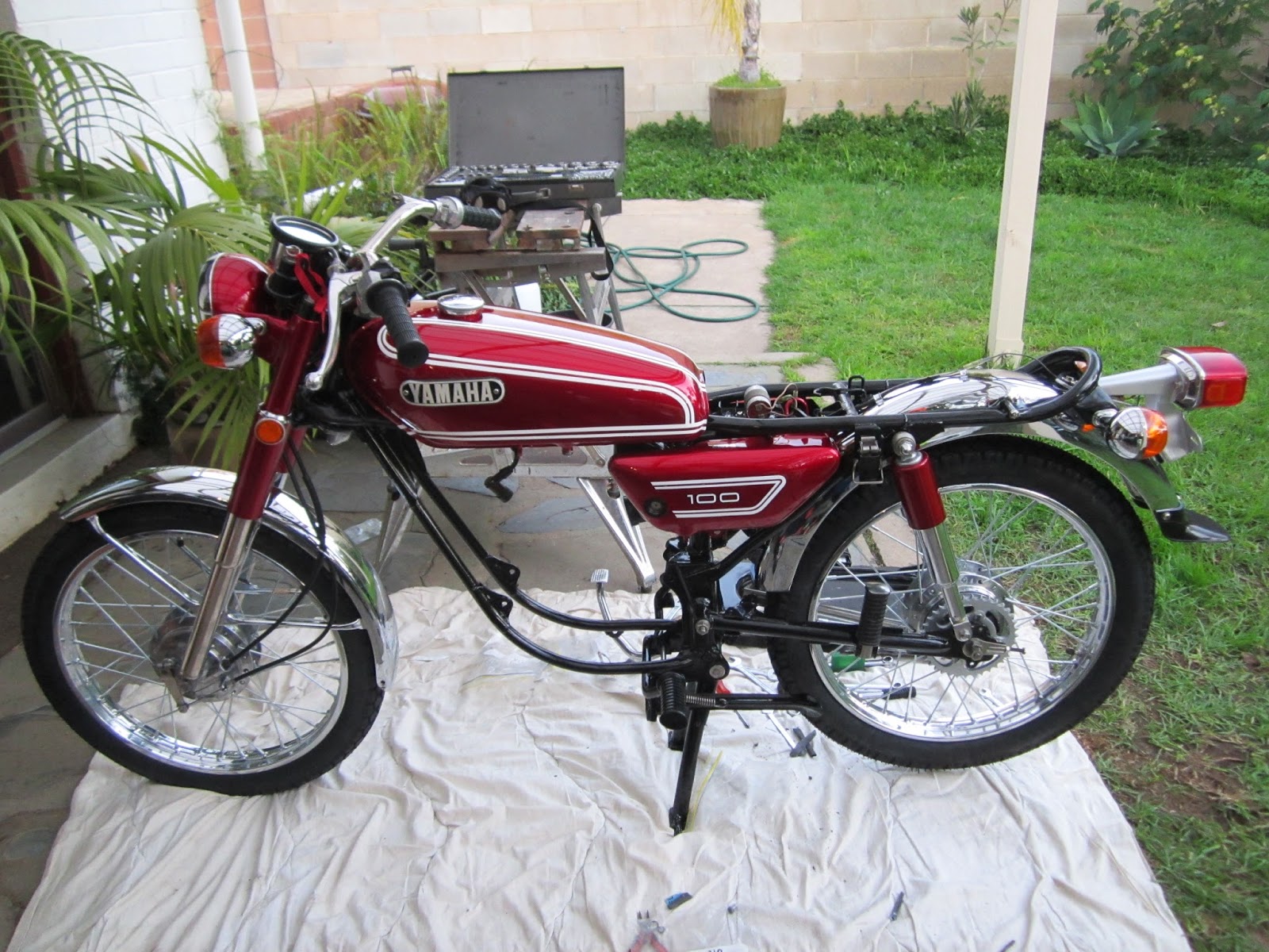 Restoration Yamaha LS3 1972: July 2015